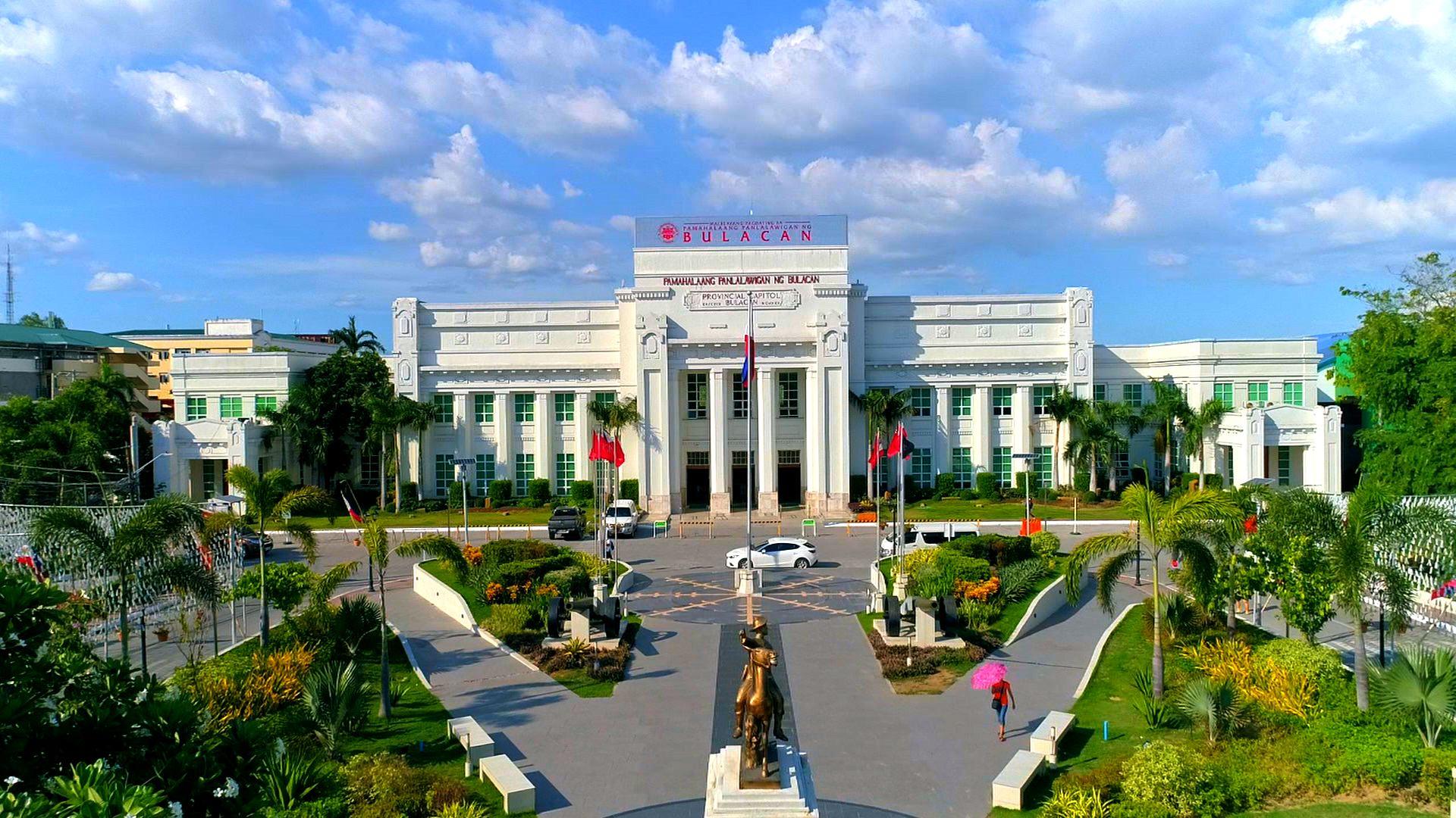 Life in the Land of Heroes: Bulacan - Camella Homes