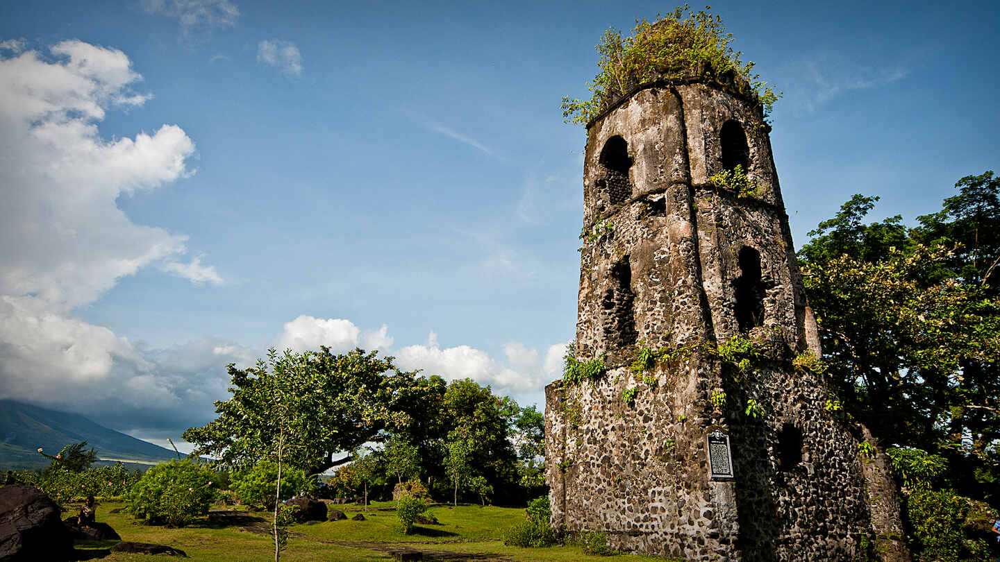 Things to do in Albay