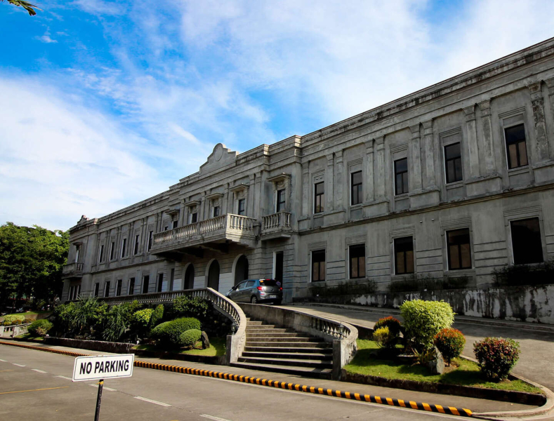 Why You Should Live in Dasmarinas, Cavite