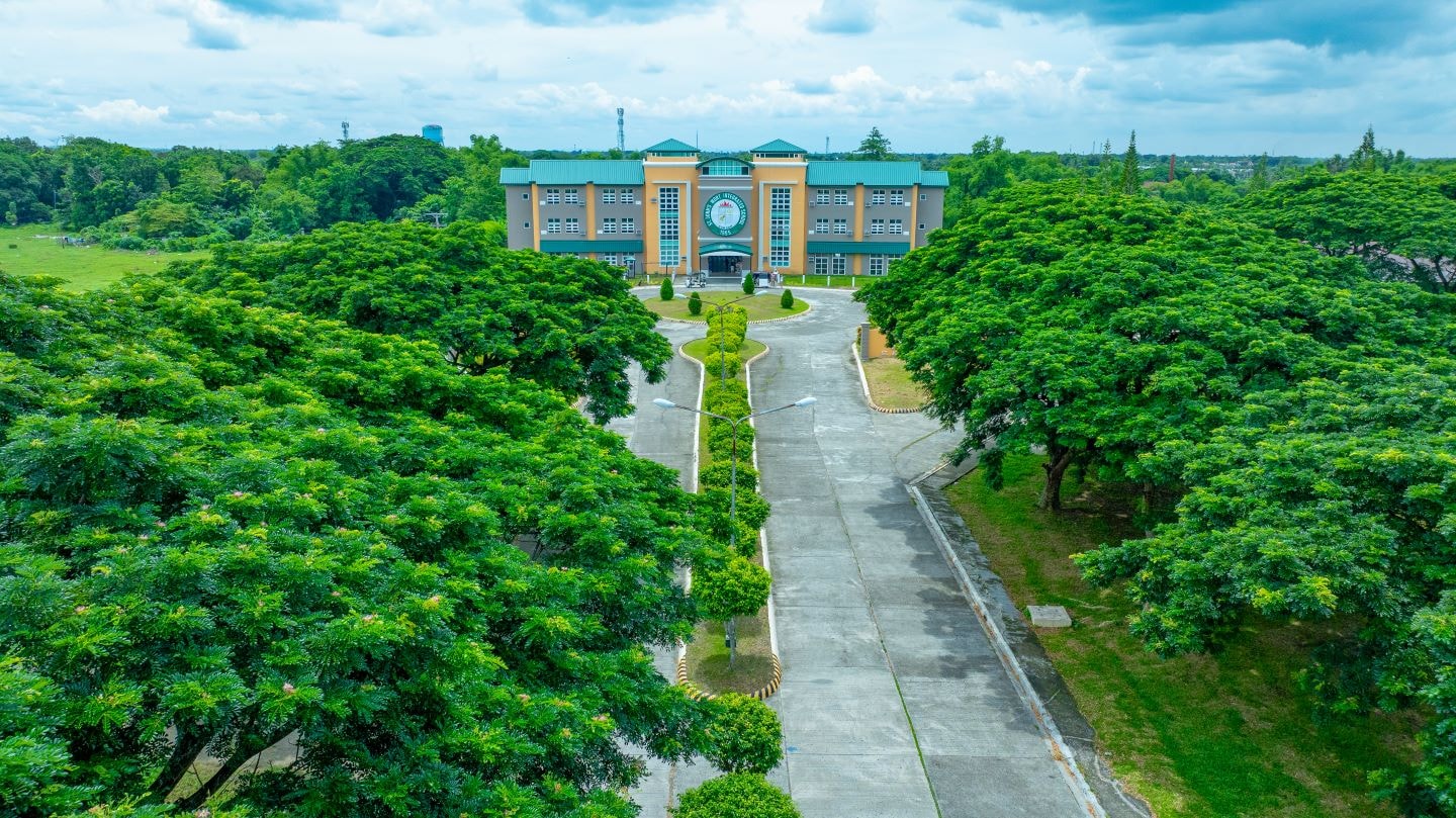 Living in a Walkable Community: Where Everything is Within Reach ...