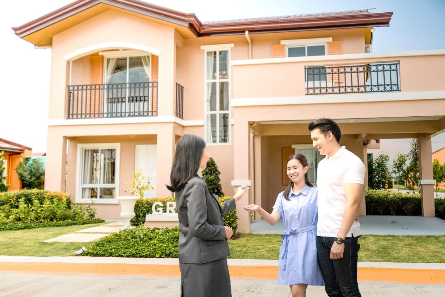 The Best Time to Buy: Unlocking the Advantages of a Year-End House and ...